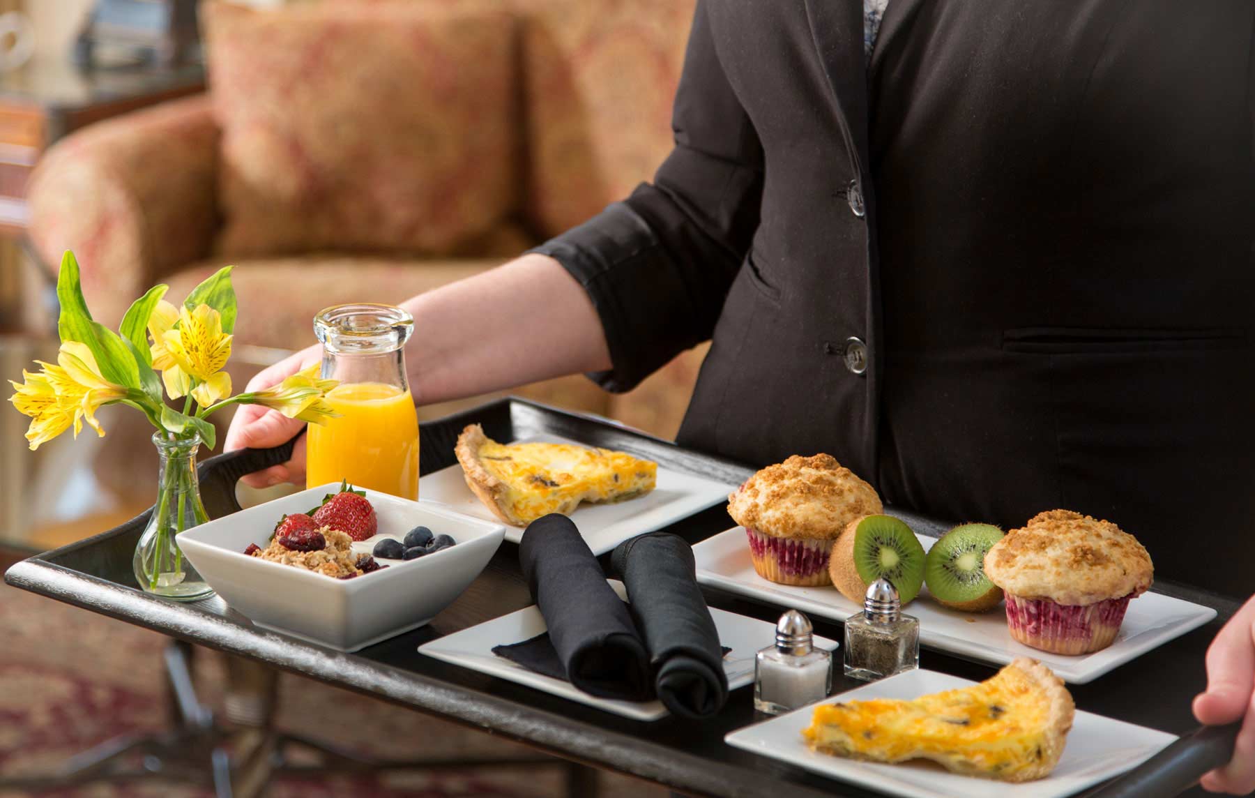 Camden, ME Boutique Hotel - Maine Waterfront Luxury Inn | Grand Harbor Inn